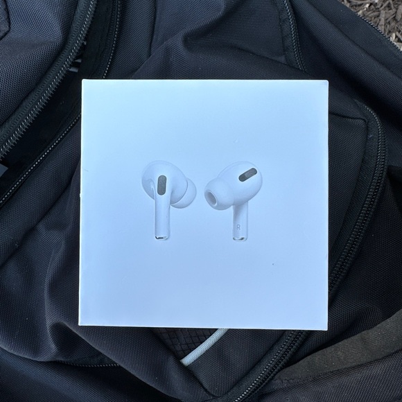 Apple | Headphones | Airpod Pro St Generation | Poshmark
